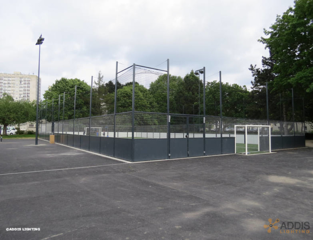 Eclairage LED d'un terrain de football - Addis Lighting Eclairage LED d'un terrain de football - Addis Lighting